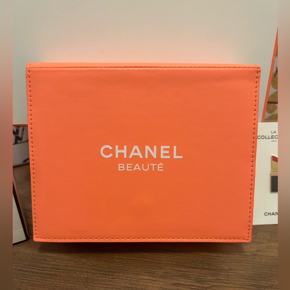 CHANEL | Accessories | Chanel Beauty Makeup Case With Chanel Box ...